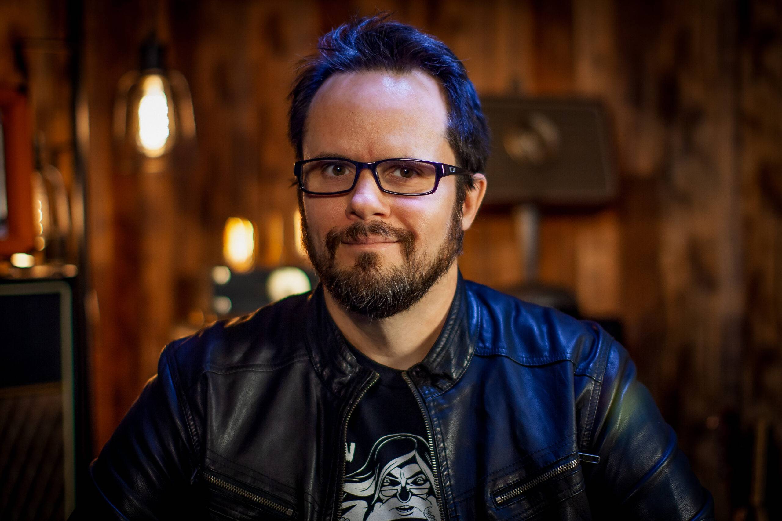 ABOUT CARL KING – CarlKingdom.com